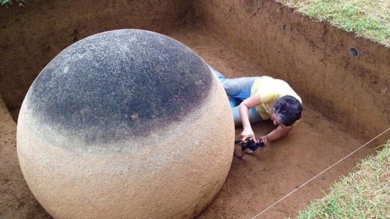 The Ancient Stone Spheres of Costa Rica – Trunk in the Attic